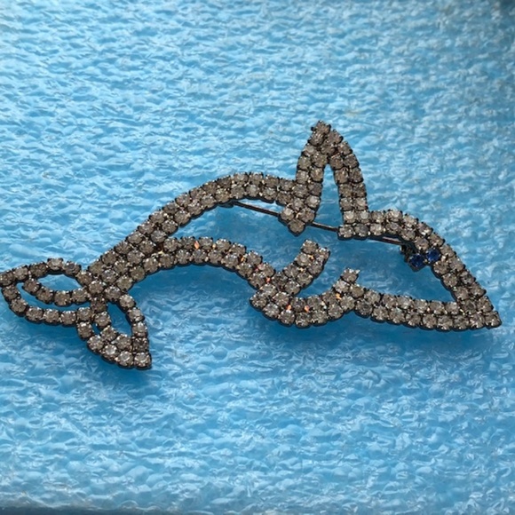 Jewelry | 3 Clear Blue Rhinestone Fish Shark Pin Vintage | Poshmark